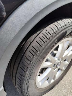 Melns Volvo XC90 2006 Radviliškis, ar dzinēja tilpumu 2.40 L un nobraukumu 300 tūkst. km par 5500 €, foto 7 vietnē AUTOMOTO.COM.LV