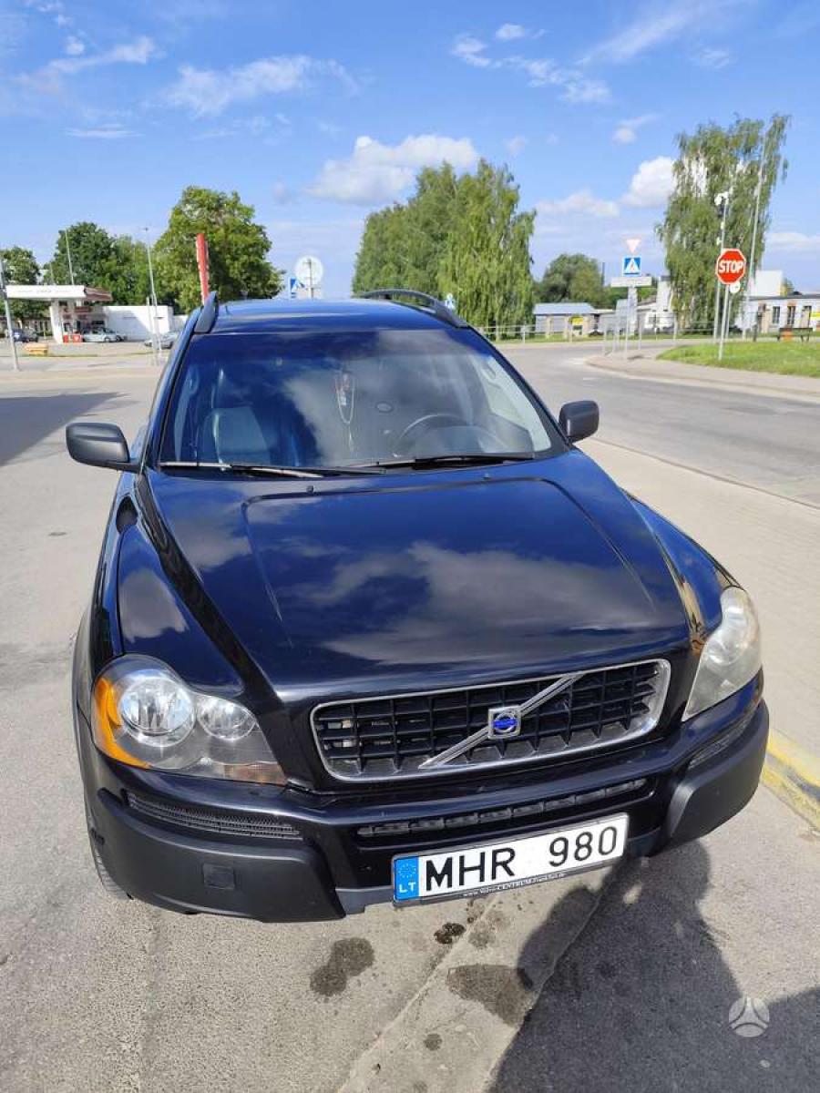 Melns Volvo XC90 2006 Radviliškis, ar dzinēja tilpumu 2.40 L un nobraukumu 300 tūkst. km par 5500 €, foto 8 vietnē AUTOMOTO.COM.LV