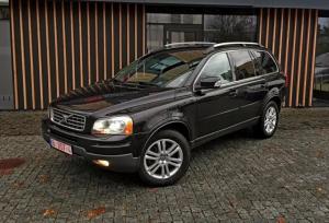 Melns Volvo XC90 2006 Rīga, ar dzinēja tilpumu 2.40 L un nobraukumu 385 tūkst. km par 5190 €, foto  vietnē AUTOMOTO.COM.LV