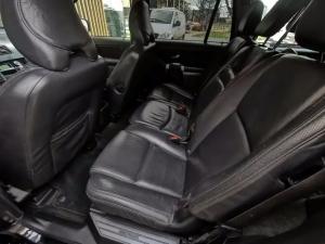 Black Volvo XC90 2006 in Riga, with an engine capacity of 2.40 L and mileage of 385 thousand km for 5190 €, photo 7 on AUTOMOTO.COM.LV