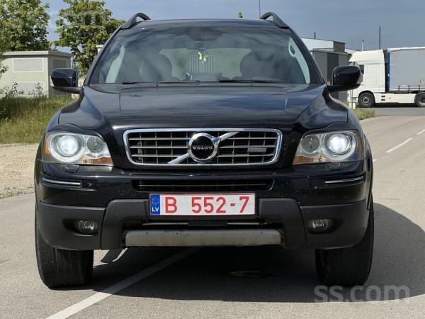 Черный Вольво ХС90 2006 в Резекне, объемом двигателя 2.40 л и пробегом 352 тыс. км за 7790 €, фото 1 на AUTOMOTO.COM.LV
