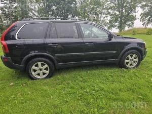 Black Volvo XC90 2006 in Valmiera, with an engine capacity of 2.40 L and mileage of 445 thousand km for 2000 €, photo  on AUTOMOTO.COM.LV