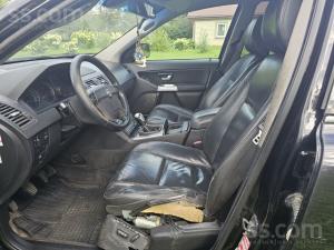 Melns Volvo XC90 2006 Valmiera, ar dzinēja tilpumu 2.40 L un nobraukumu 445 tūkst. km par 2000 €, foto 9 vietnē AUTOMOTO.COM.LV