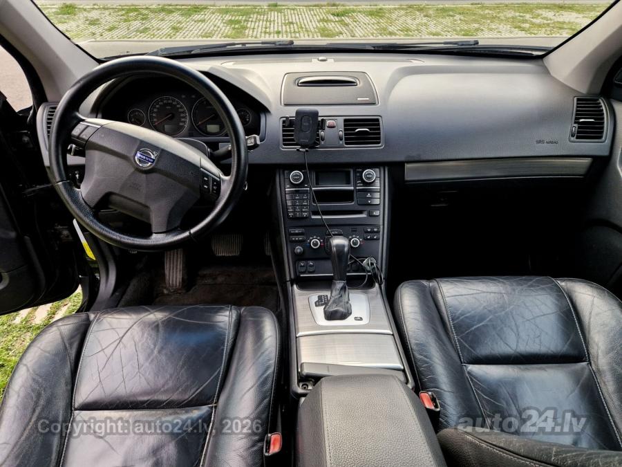 Черный Вольво ХС90 2006 в Таллин, объемом двигателя 2.40 л и пробегом 355 тыс. км за 6000 €, фото 14 на AUTOMOTO.COM.LV