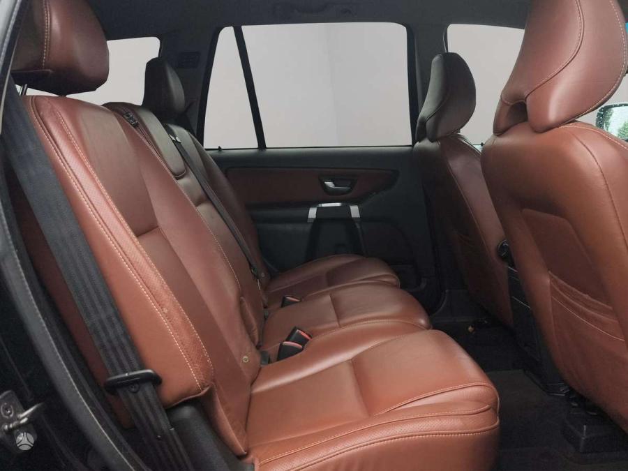 Melns Volvo XC90 2006 Viļņa, ar dzinēja tilpumu 2.40 L un nobraukumu 261 tūkst. km par 6999 €, foto 10 vietnē AUTOMOTO.COM.LV