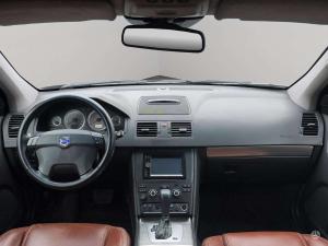 Melns Volvo XC90 2006 Viļņa, ar dzinēja tilpumu 2.40 L un nobraukumu 261 tūkst. km par 6999 €, foto 13 vietnē AUTOMOTO.COM.LV