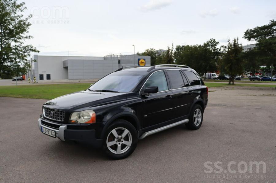 Melns Volvo XC90 2006 Rīga, ar dzinēja tilpumu 2.40 L un nobraukumu 331 tūkst. km par 2890 €, foto 1 vietnē AUTOMOTO.COM.LV
