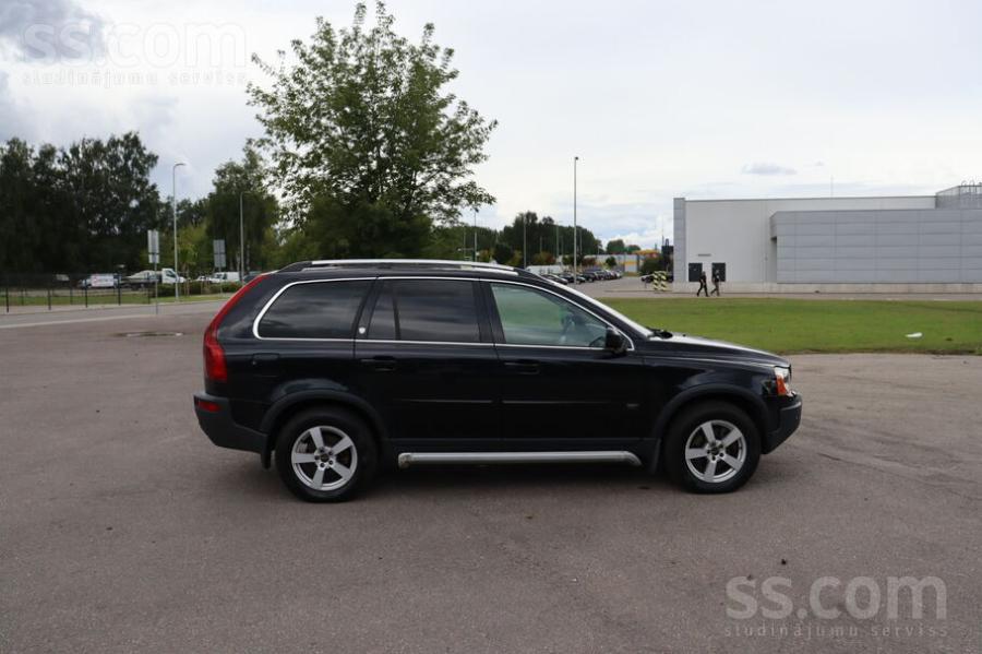 Melns Volvo XC90 2006 Rīga, ar dzinēja tilpumu 2.40 L un nobraukumu 331 tūkst. km par 2890 €, foto 5 vietnē AUTOMOTO.COM.LV