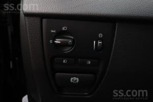 Melns Volvo XC90 2006 Rīga, ar dzinēja tilpumu 2.40 L un nobraukumu 331 tūkst. km par 2890 €, foto 16 vietnē AUTOMOTO.COM.LV