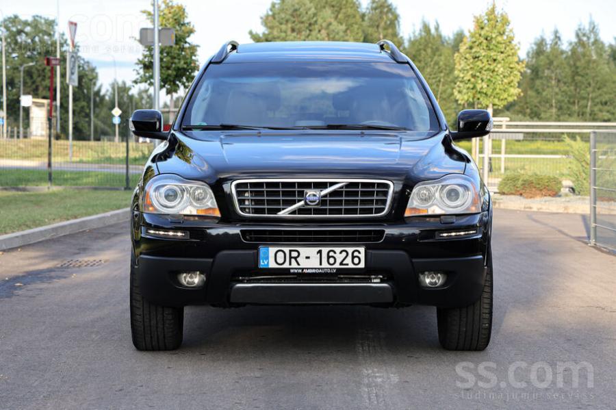 Black Volvo XC90 2006 in Jelgava, with an engine capacity of 2.40 L and mileage of 0 thousand km for 7500 €, photo 3 on AUTOMOTO.COM.LV