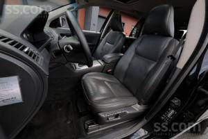 Black Volvo XC90 2006 in Jelgava, with an engine capacity of 2.40 L and mileage of 0 thousand km for 7500 €, photo 10 on AUTOMOTO.COM.LV