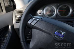 Black Volvo XC90 2006 in Jelgava, with an engine capacity of 2.40 L and mileage of 0 thousand km for 7500 €, photo 23 on AUTOMOTO.COM.LV