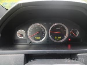 Melns Volvo XC90 2006 Jelgava, ar dzinēja tilpumu 2.40 L un nobraukumu 385 tūkst. km par 4650 €, foto 5 vietnē AUTOMOTO.COM.LV