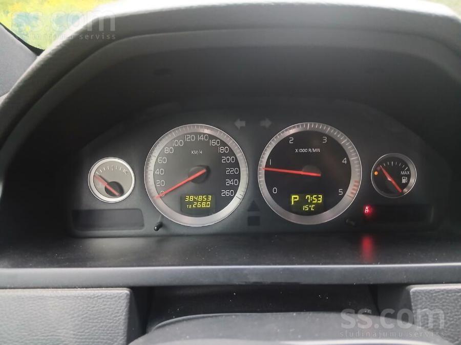 Melns Volvo XC90 2006 Jelgava, ar dzinēja tilpumu 2.40 L un nobraukumu 385 tūkst. km par 4650 €, foto 5 vietnē AUTOMOTO.COM.LV