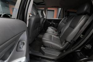 Black Volvo XC90 2006 in Jelgava, with an engine capacity of 2.40 L and mileage of 288 thousand km for 7500 €, photo 11 on AUTOMOTO.COM.LV