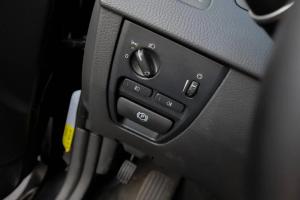 Black Volvo XC90 2006 in Jelgava, with an engine capacity of 2.40 L and mileage of 288 thousand km for 7500 €, photo 24 on AUTOMOTO.COM.LV