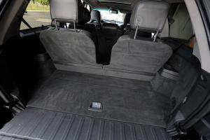 Black Volvo XC90 2006 in Jelgava, with an engine capacity of 2.40 L and mileage of 288 thousand km for 7500 €, photo 28 on AUTOMOTO.COM.LV