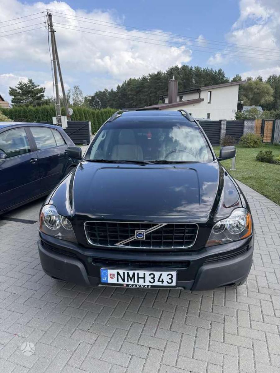 Melns Volvo XC90 2006 Kauņa, ar dzinēja tilpumu 2.92 L un nobraukumu 300 tūkst. km par 1350 €, foto 4 vietnē AUTOMOTO.COM.LV