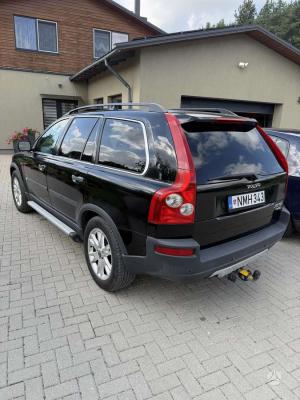 Melns Volvo XC90 2006 Kauņa, ar dzinēja tilpumu 2.92 L un nobraukumu 300 tūkst. km par 1350 €, foto 7 vietnē AUTOMOTO.COM.LV