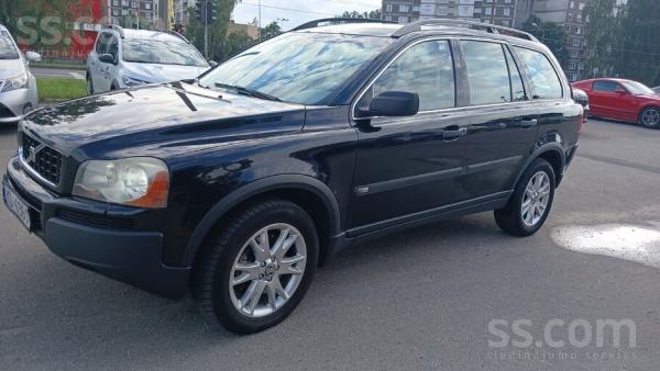 Black Volvo XC90 2006 in Riga, with an engine capacity of 2.40 L and mileage of 430 thousand km for 2100 €, photo 3 on AUTOMOTO.COM.LV