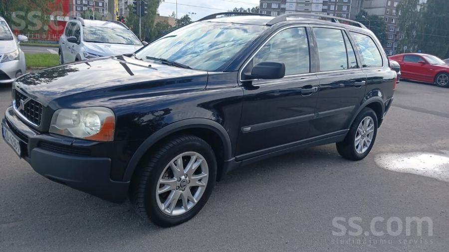 Black Volvo XC90 2006 in Riga, with an engine capacity of 2.40 L and mileage of 430 thousand km for 2100 €, photo 3 on AUTOMOTO.COM.LV