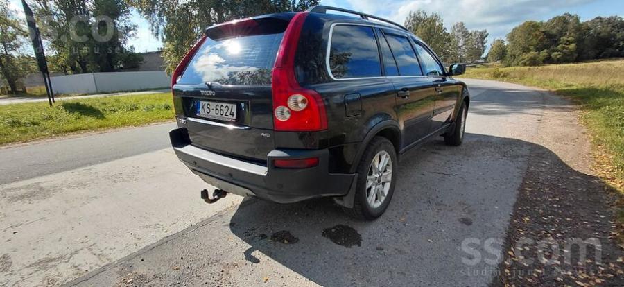 Melns Volvo XC90 2006 Madona, ar dzinēja tilpumu 2.50 L un nobraukumu 378 tūkst. km par 3650 €, foto 6 vietnē AUTOMOTO.COM.LV