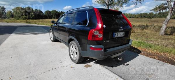 Black Volvo XC90 2006 in Madona, with an engine capacity of 2.50 L and mileage of 378 thousand km for 3650 €, photo 7 on AUTOMOTO.COM.LV