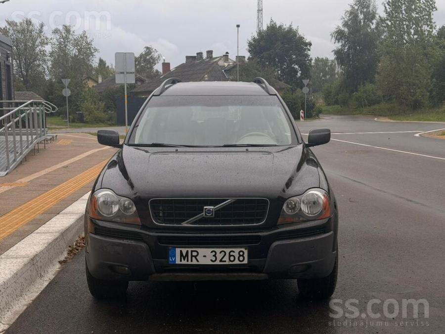 Melns Volvo XC90 2006 Rīga, ar dzinēja tilpumu 2.40 L un nobraukumu 272 tūkst. km par 4200 €, foto 3 vietnē AUTOMOTO.COM.LV