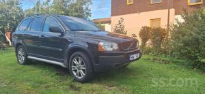 Melns Volvo XC90 2006 Rīga, ar dzinēja tilpumu 2.40 L un nobraukumu 206 tūkst. km par 5200 €, foto  vietnē AUTOMOTO.COM.LV