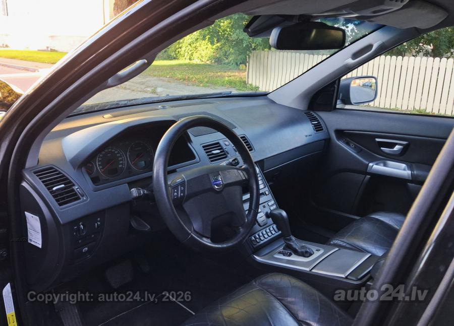 Черный Вольво ХС90 2006 в Пайде, объемом двигателя 2.40 л и пробегом 350 тыс. км за 5950 €, фото 8 на AUTOMOTO.COM.LV