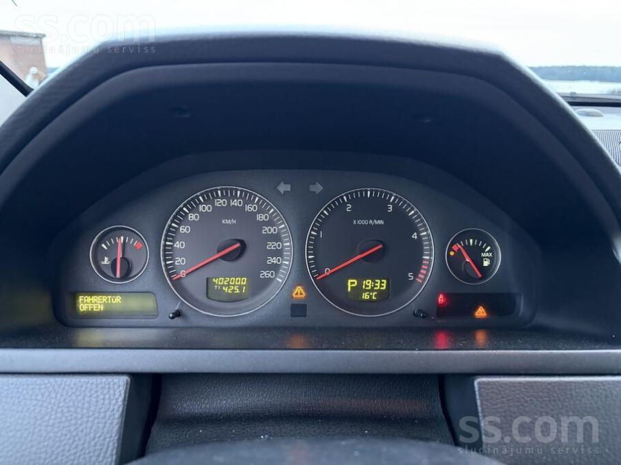 Черный Вольво ХС90 2006 в Огре, объемом двигателя 2.40 л и пробегом 420 тыс. км за 4850 €, фото 16 на AUTOMOTO.COM.LV