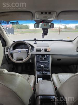 Melns Volvo XC90 2006 Bauska, ar dzinēja tilpumu 2.40 L un nobraukumu 334 tūkst. km par 2950 €, foto 6 vietnē AUTOMOTO.COM.LV