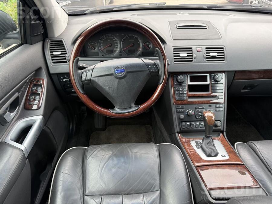 Melns Volvo XC90 2006 Rīga, ar dzinēja tilpumu 2.40 L un nobraukumu 285 tūkst. km par 5780 €, foto 12 vietnē AUTOMOTO.COM.LV