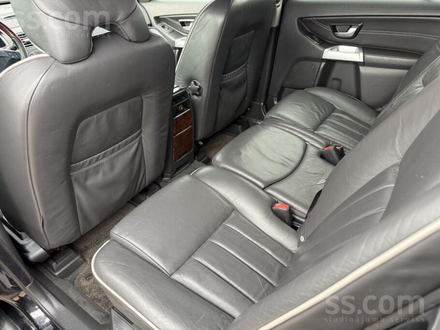 Melns Volvo XC90 2006 Rīga, ar dzinēja tilpumu 2.40 L un nobraukumu 285 tūkst. km par 5780 €, foto 15 vietnē AUTOMOTO.COM.LV