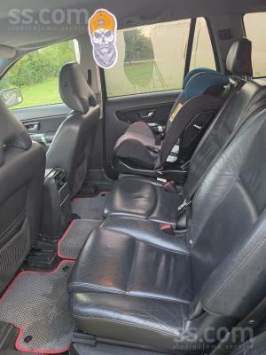 Melns Volvo XC90 2006 Tukums, ar dzinēja tilpumu 2.40 L un nobraukumu 334 tūkst. km par 4200 €, foto 9 vietnē AUTOMOTO.COM.LV