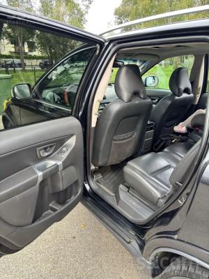 Melns Volvo XC90 2006 Rīga, ar dzinēja tilpumu 2.40 L un nobraukumu 336 tūkst. km par 3900 €, foto 7 vietnē AUTOMOTO.COM.LV