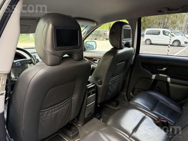 Melns Volvo XC90 2007 Rīga, ar dzinēja tilpumu 3.20 L un nobraukumu 307 tūkst. km par 5150 €, foto 2 vietnē AUTOMOTO.COM.LV