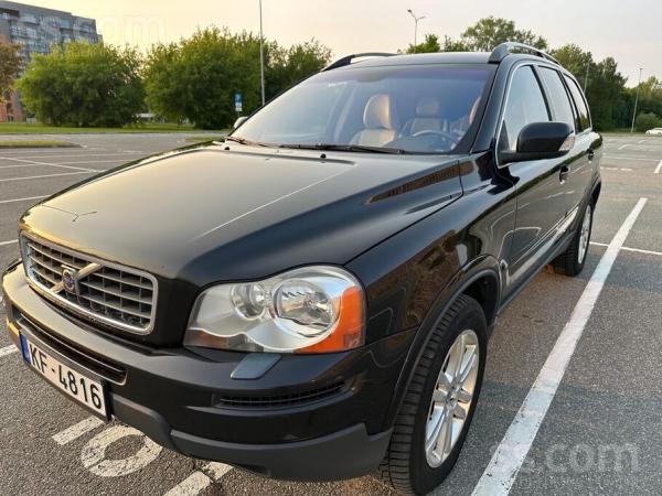 Black Volvo XC90 2007 in Riga, with an engine capacity of 3.20 L and mileage of 437 thousand km for 2950 €, photo 3 on AUTOMOTO.COM.LV