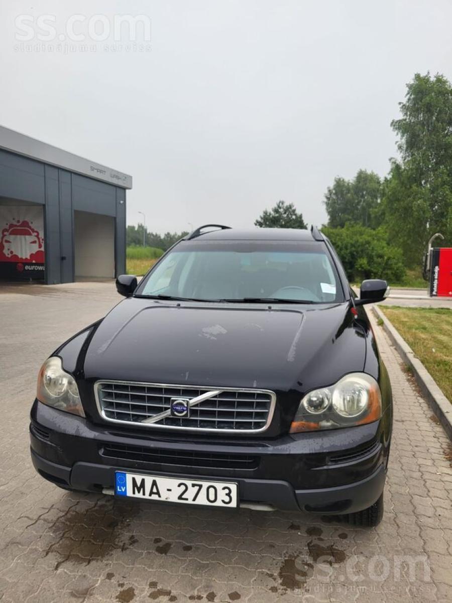 Melns Volvo XC90 2007 Liepāja, ar dzinēja tilpumu 2.50 L un nobraukumu 296 tūkst. km par 6500 €, foto 4 vietnē AUTOMOTO.COM.LV