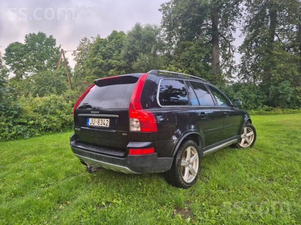 Melns Volvo XC90 2007 Rīga, ar dzinēja tilpumu 2.40 L un nobraukumu 420 tūkst. km par 5000 €, foto 3 vietnē AUTOMOTO.COM.LV
