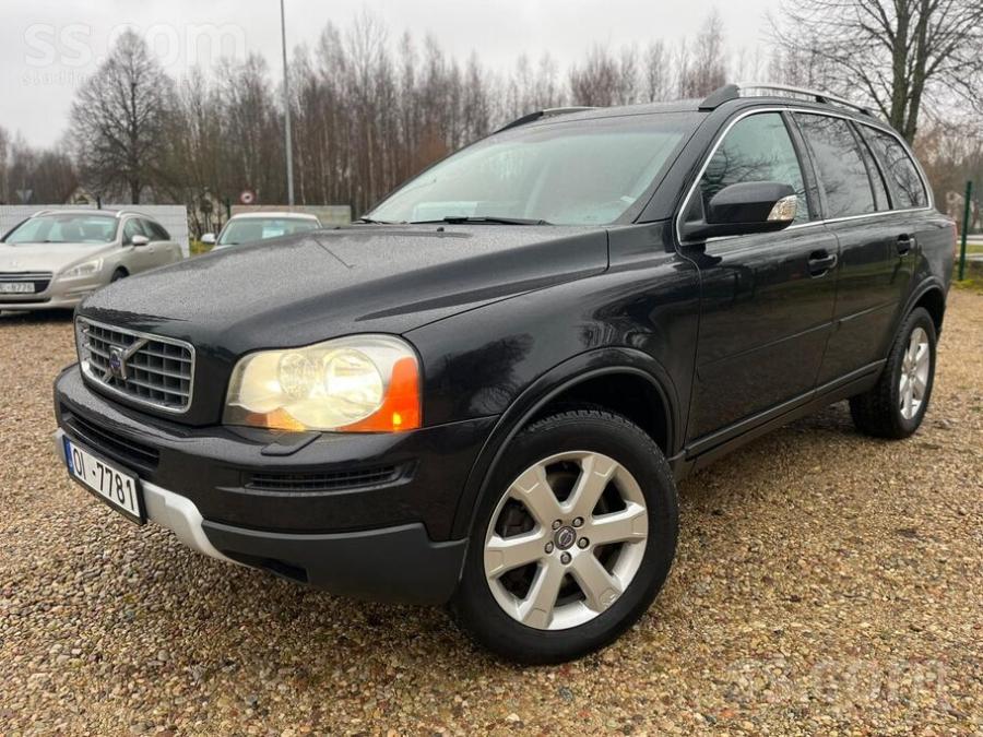 Black Volvo XC90 2007 in Kuldiga, with an engine capacity of 2.40 L and mileage of 304 thousand km for 6290 €, photo 2 on AUTOMOTO.COM.LV