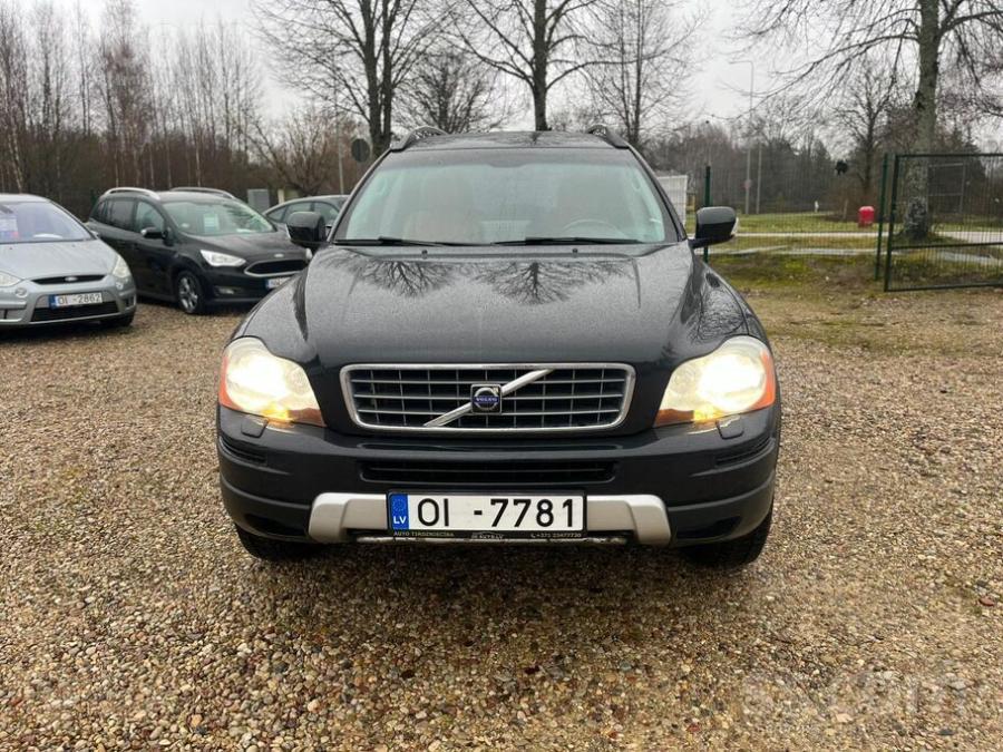 Black Volvo XC90 2007 in Kuldiga, with an engine capacity of 2.40 L and mileage of 304 thousand km for 6290 €, photo 8 on AUTOMOTO.COM.LV