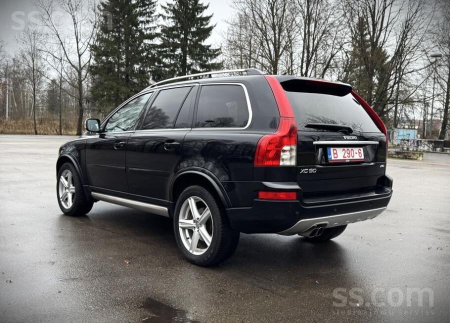 Melns Volvo XC90 2007 Jūrmala, ar dzinēja tilpumu 2.40 L un nobraukumu 0 tūkst. km par 7495 €, foto 9 vietnē AUTOMOTO.COM.LV