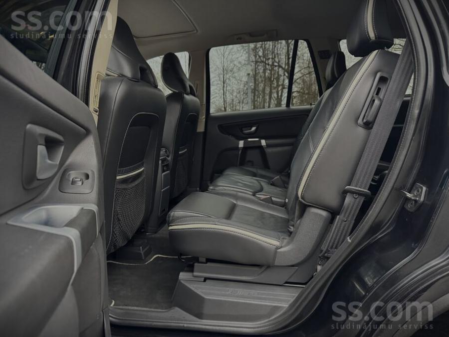 Melns Volvo XC90 2007 Jūrmala, ar dzinēja tilpumu 2.40 L un nobraukumu 0 tūkst. km par 7495 €, foto 15 vietnē AUTOMOTO.COM.LV