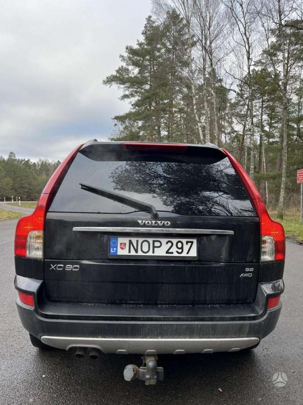 Melns Volvo XC90 2007 Šilutė, ar dzinēja tilpumu 3.20 L un nobraukumu 385 tūkst. km par 4200 €, foto 5 vietnē AUTOMOTO.COM.LV