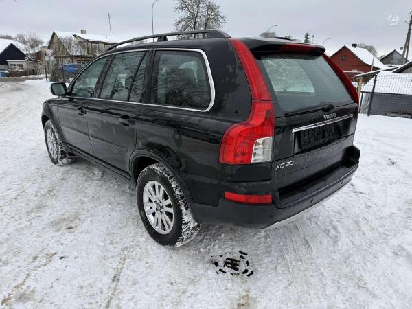 Melns Volvo XC90 2007 Ukmergė, ar dzinēja tilpumu 2.40 L un nobraukumu 322 tūkst. km par 4800 €, foto 2 vietnē AUTOMOTO.COM.LV