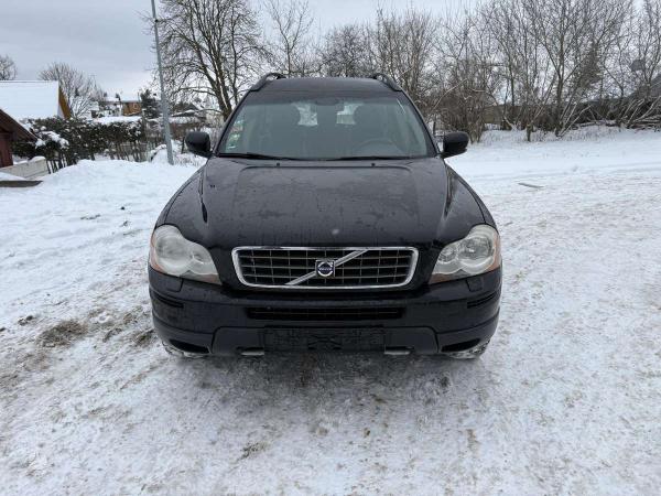 Melns Volvo XC90 2007 Ukmergė, ar dzinēja tilpumu 2.40 L un nobraukumu 322 tūkst. km par 4800 €, foto 5 vietnē AUTOMOTO.COM.LV