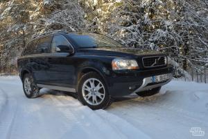 Black Volvo XC90 2007 in Vilnius, with an engine capacity of 2.40 L and mileage of 260 thousand km for 6800 €, photo 4 on AUTOMOTO.COM.LV