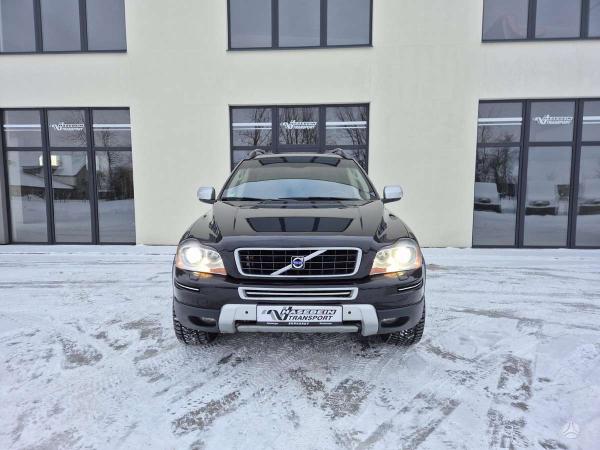 Black Volvo XC90 2007 in Marijampole, with an engine capacity of 2.40 L and mileage of 273 thousand km for 7500 €, photo 2 on AUTOMOTO.COM.LV