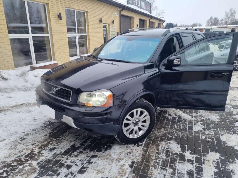 Melns Volvo XC90 2007 Utena, ar dzinēja tilpumu 2.40 L un nobraukumu 286 tūkst. km par 7150 €, foto 1 vietnē AUTOMOTO.COM.LV